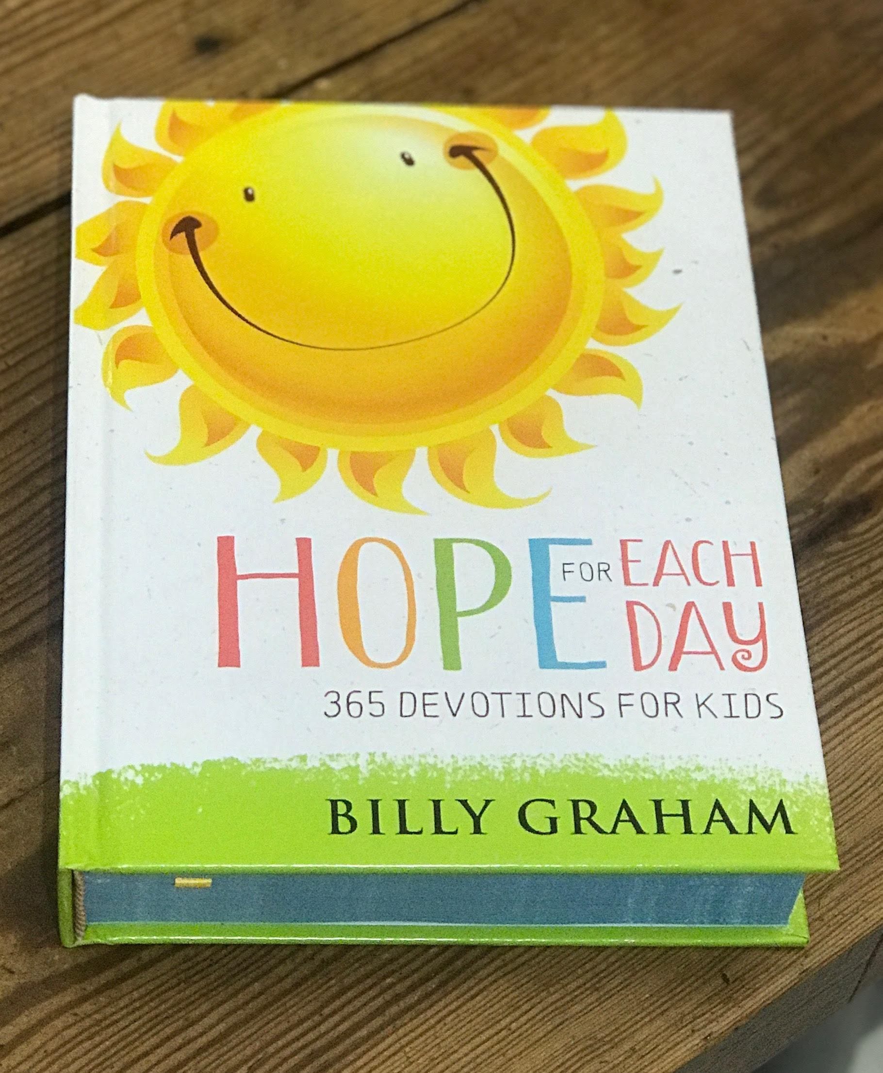 Hope for Each Day: 365 Devotions for Kids
